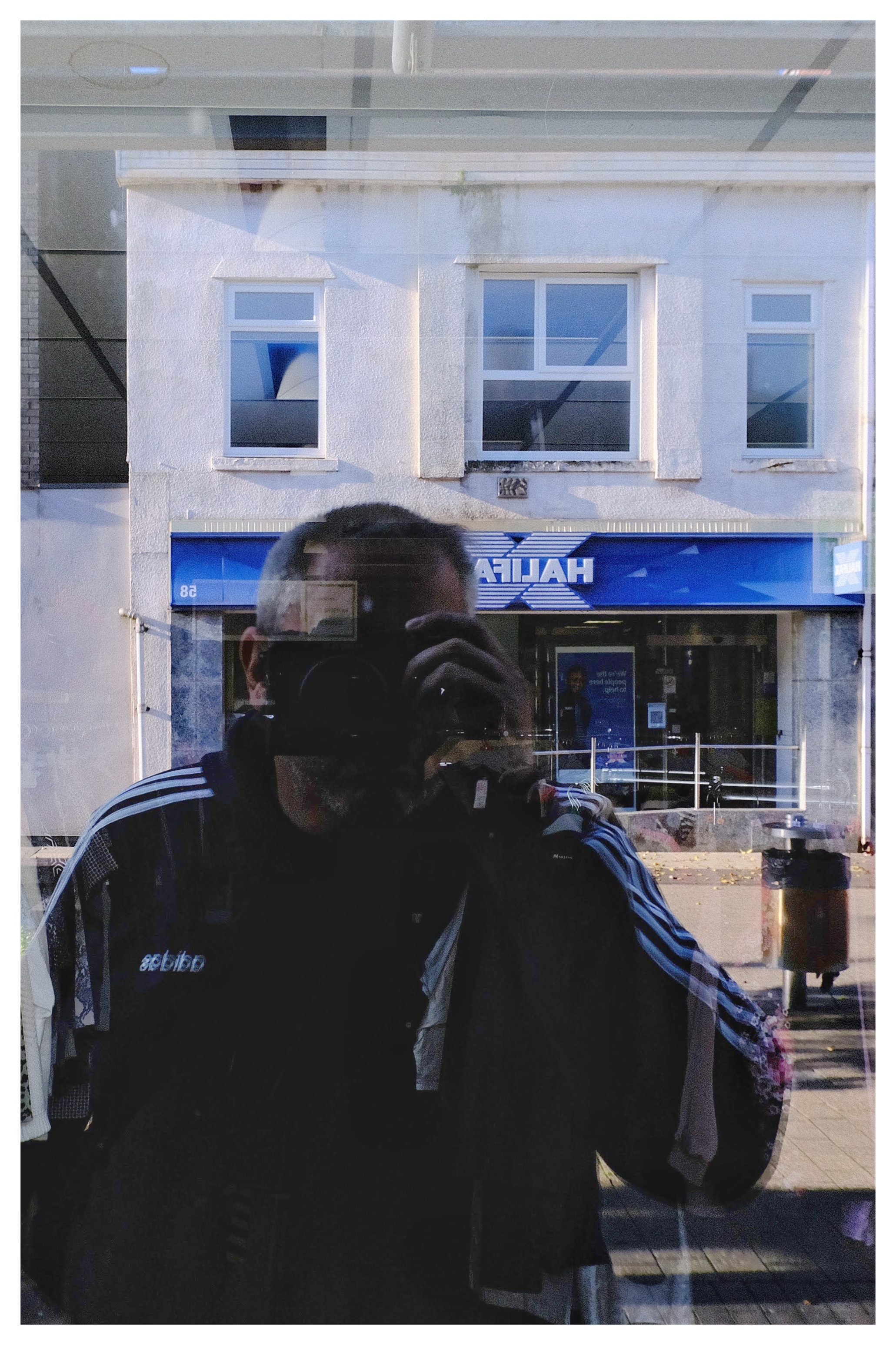 I am: A Photographer – One Camera One Lens Photography